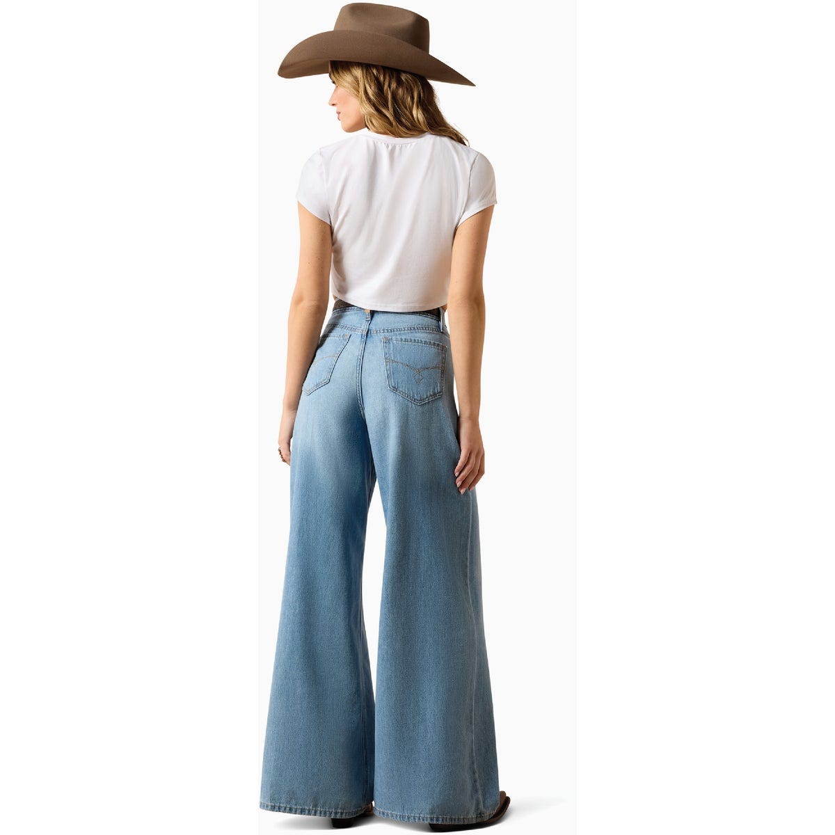 Ariat Women's 28 Regular Ultra High Rise Wide Leg Jean | True Value ...
